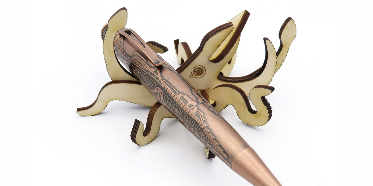 The Nautilus - Squid Pen Display
